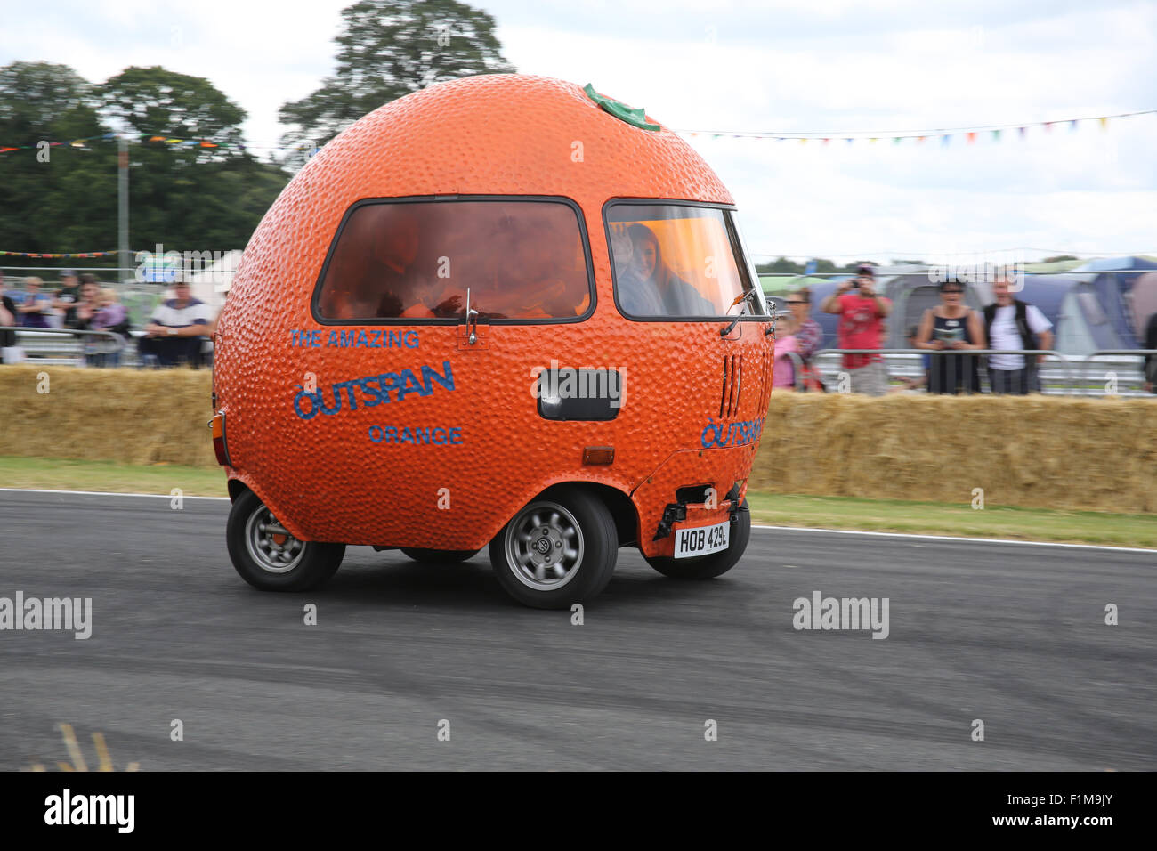 Outspan car hi-res stock photography and images - Alamy