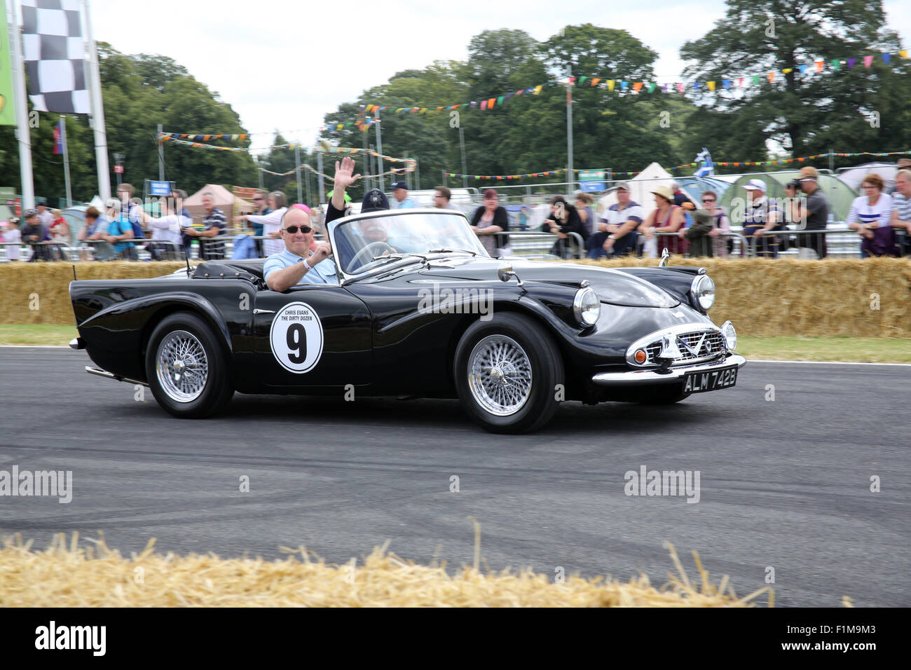 Chris Evans 1964 Daimler SP250 Dart Police Car Car Fest North 2015 ...