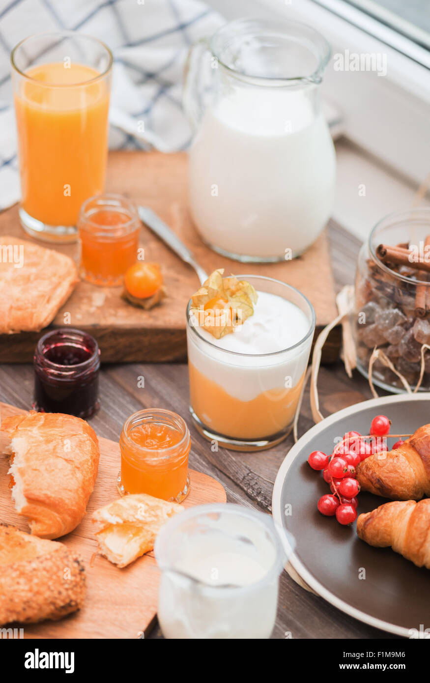 Beige breakfast hi-res stock photography and images - Alamy