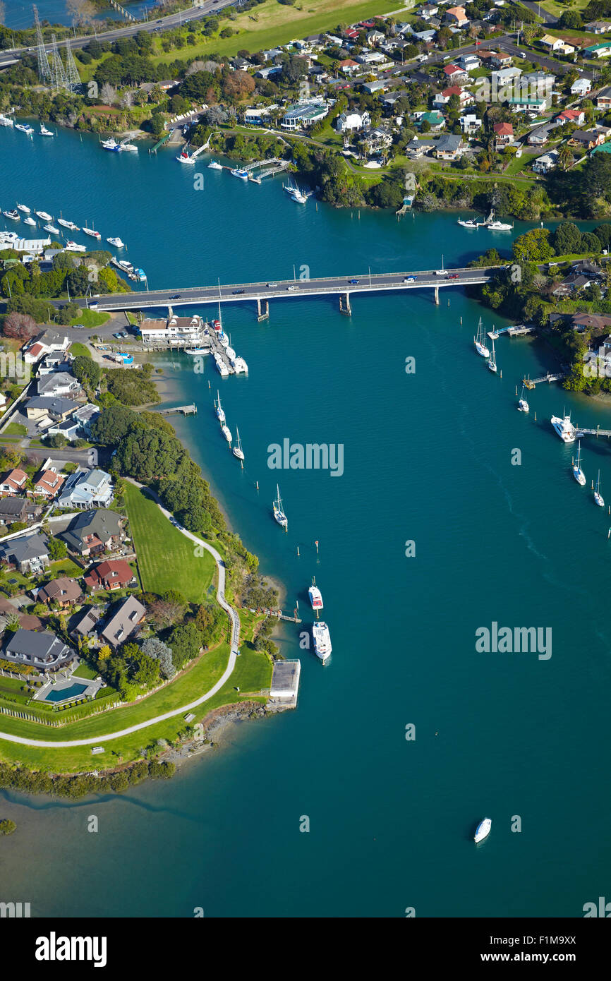 Panmure Bridge and Tamaki River, Auckland, North Island, New Zealand ...