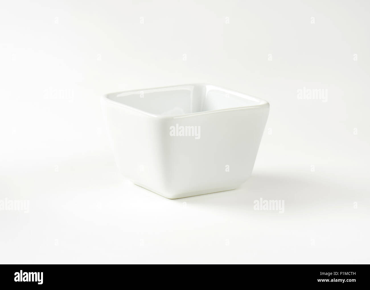 white square bowl on white background Stock Photo - Alamy