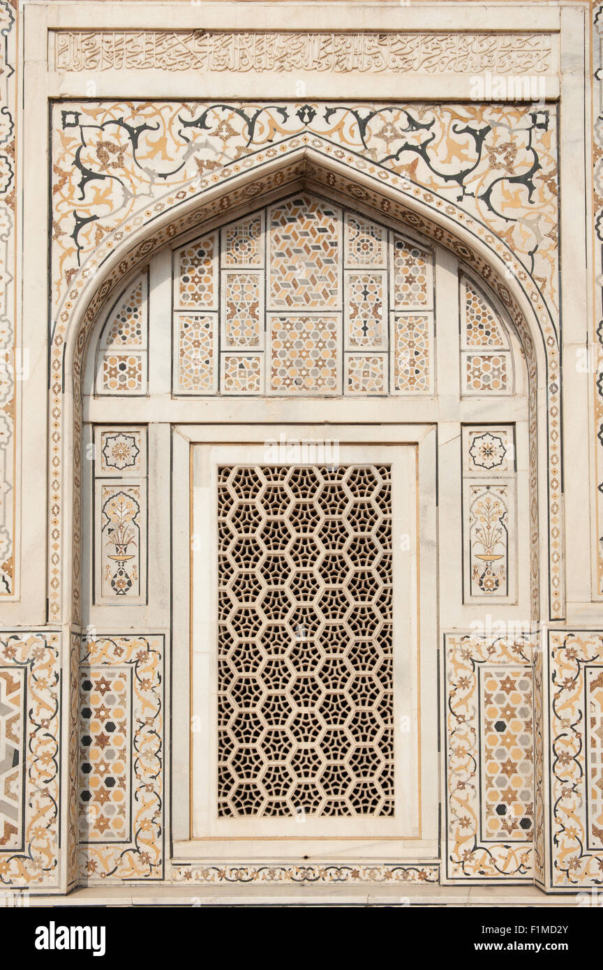 Agra, Utar Pradesh, India. Baby Taj. Lattice carved window with pietra ...