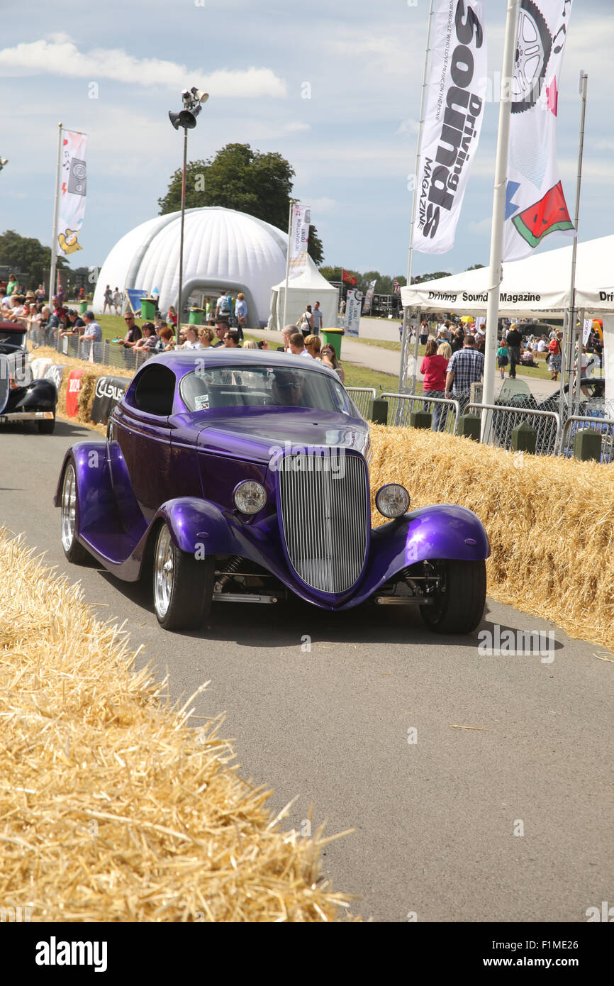 1933 Ford Roadster Hot Rod Car Fest North 2015 Stock Photo - Alamy
