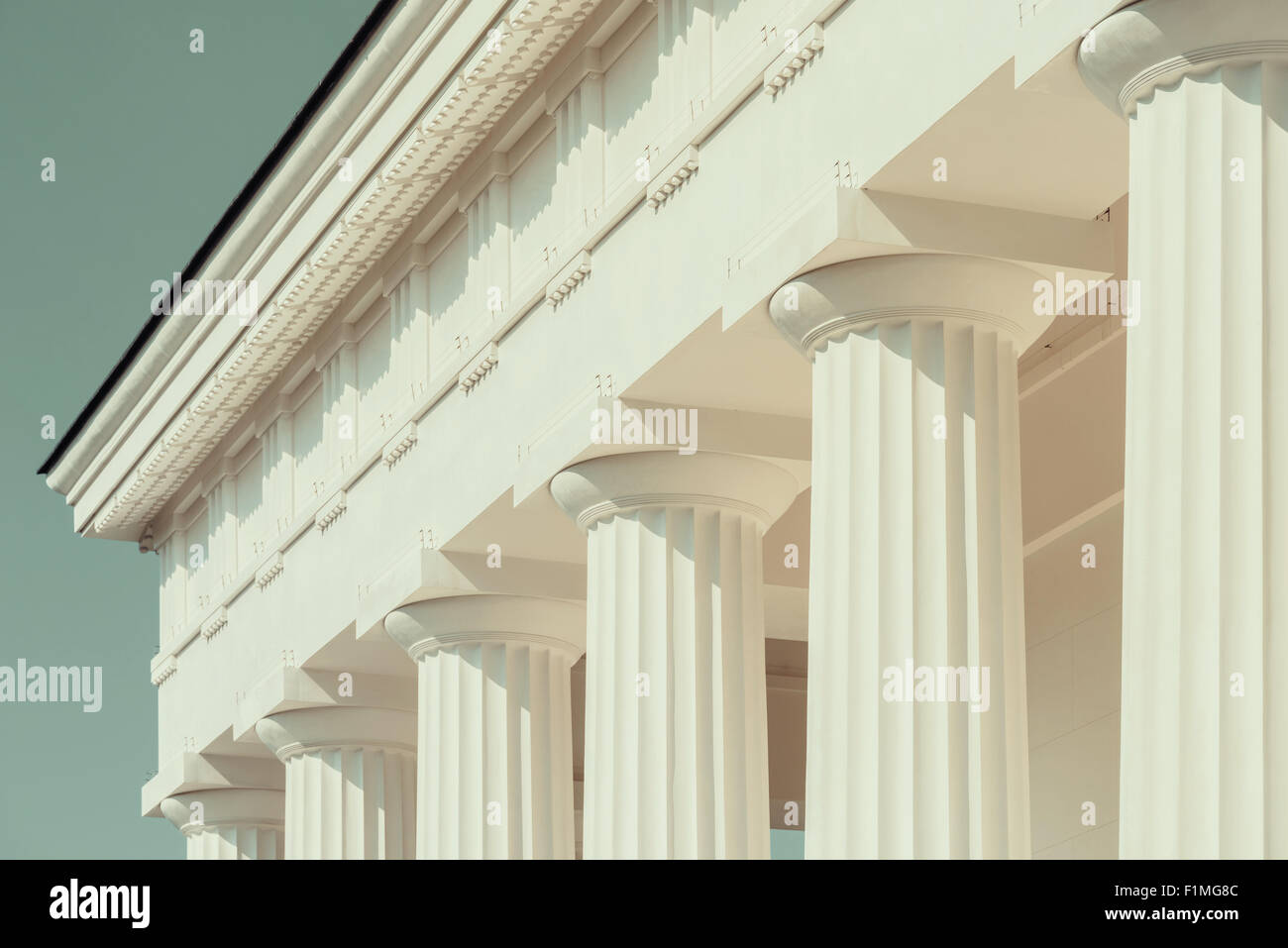 Columns of an ancient greek temple hi-res stock photography and images ...