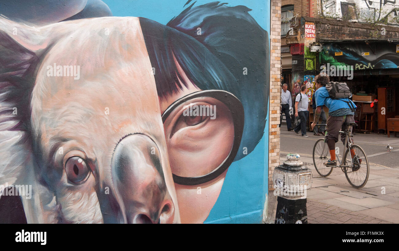 Tower hamlets street art hi-res stock photography and images - Alamy