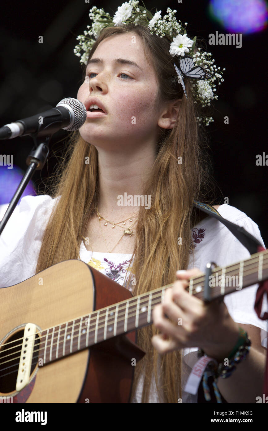 Blissfields Festival 2015 - Day 1 - Performances Featuring: Flo ...