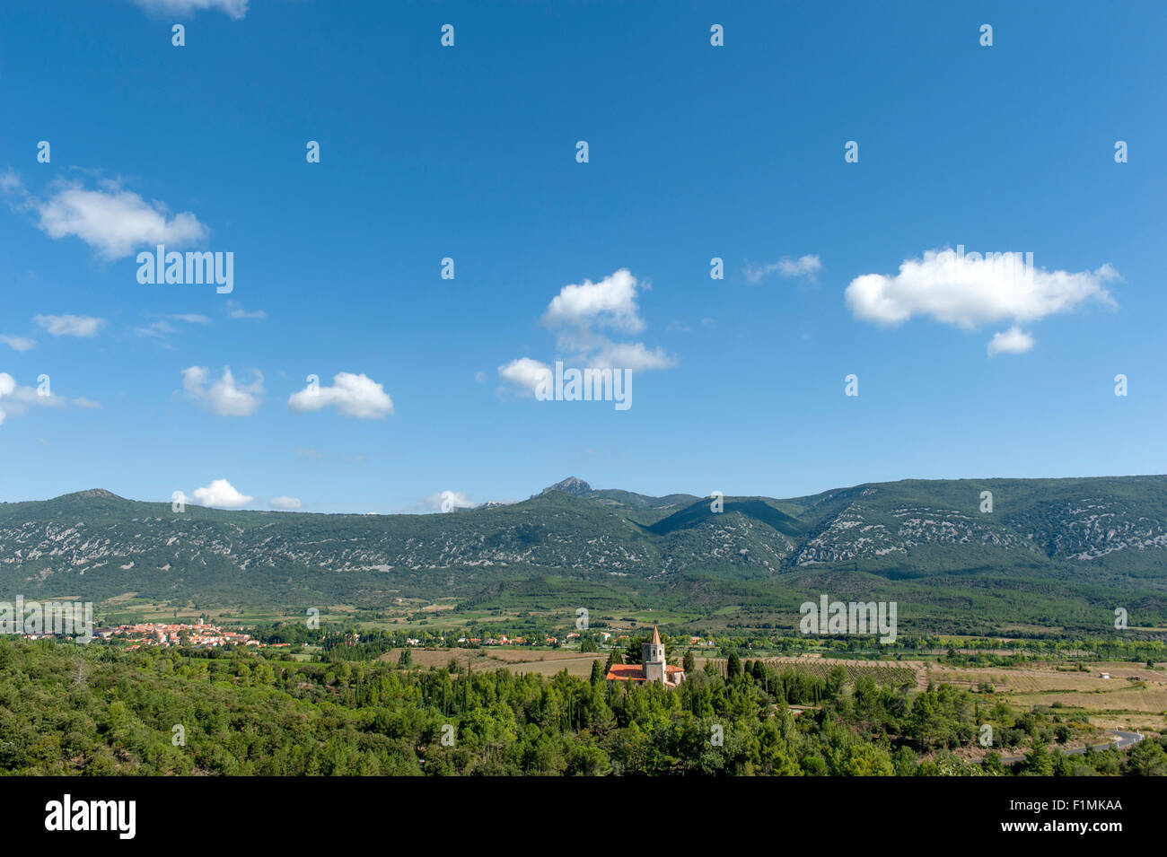 Caudiès-de-Fenouillèdes, a wine-growing village in the Agly valley ...