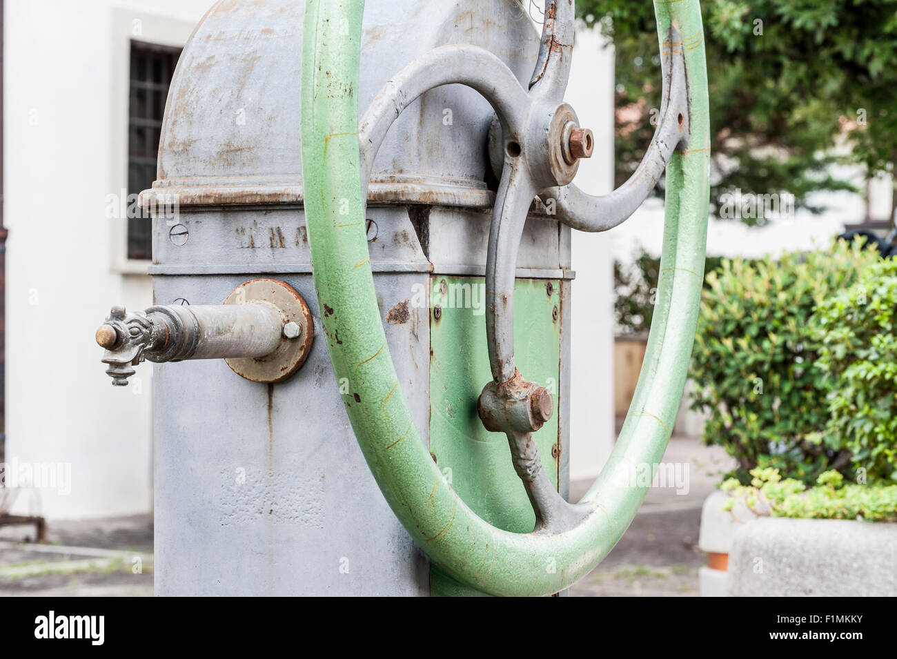 Hand Wheel Pumps at Nancy Hickman blog