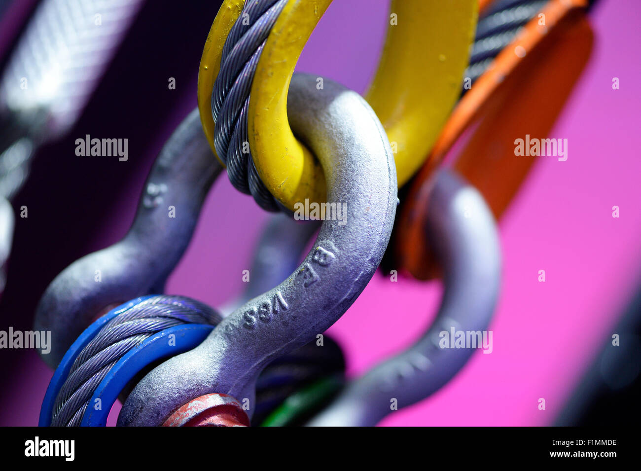 Shackles used for sound equipment rigging Stock Photo - Alamy