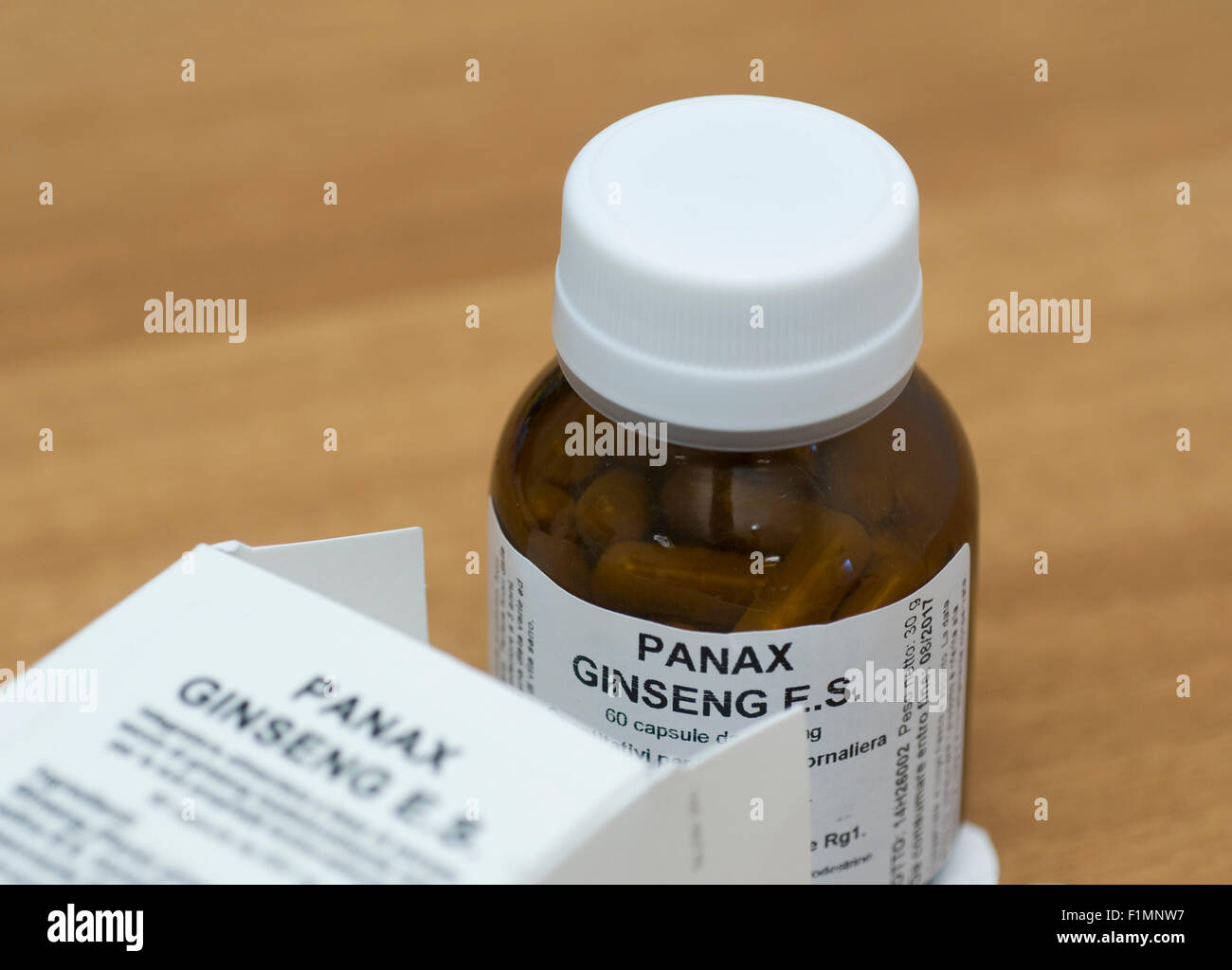 Panax ginseng hi-res stock photography and images - Alamy