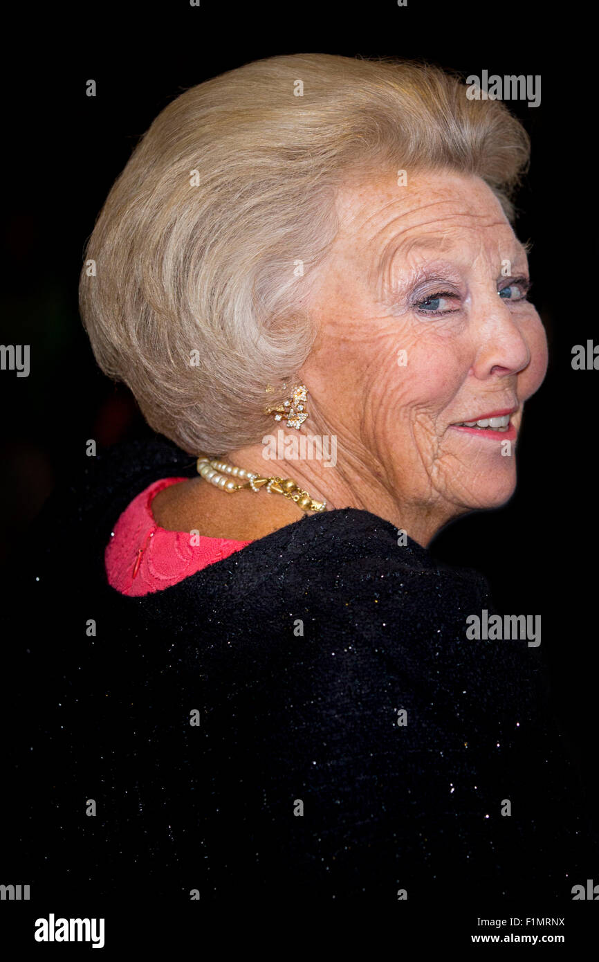 Princess Beatrix of The Netherlands attends the dance performance Free ...