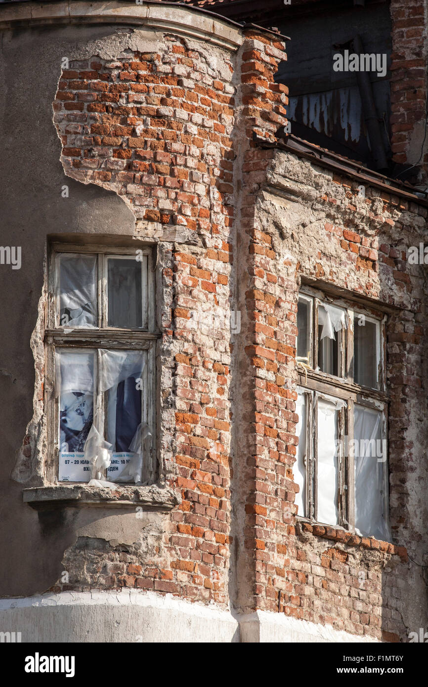 Window of an abandoned, wrecked house Stock Photo - Alamy