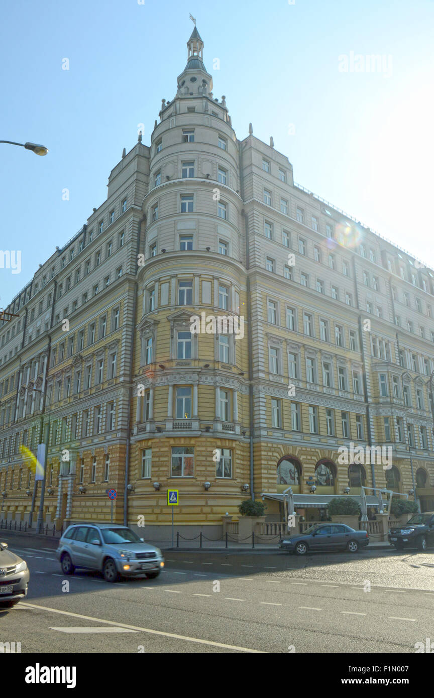 Baltschug kempinski hotel in moscow hi-res stock photography and images ...