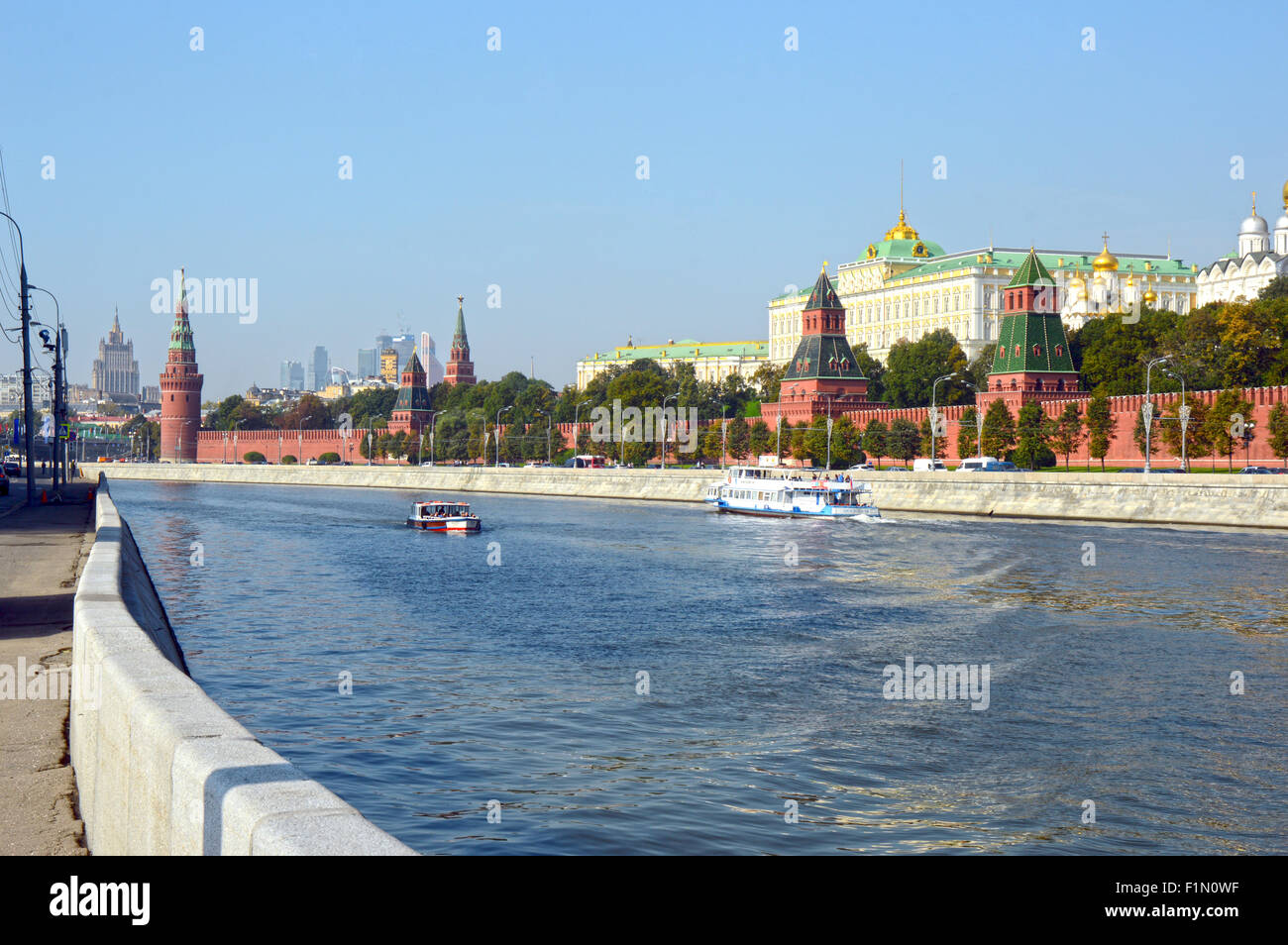Raushskaya embankment hi-res stock photography and images - Alamy