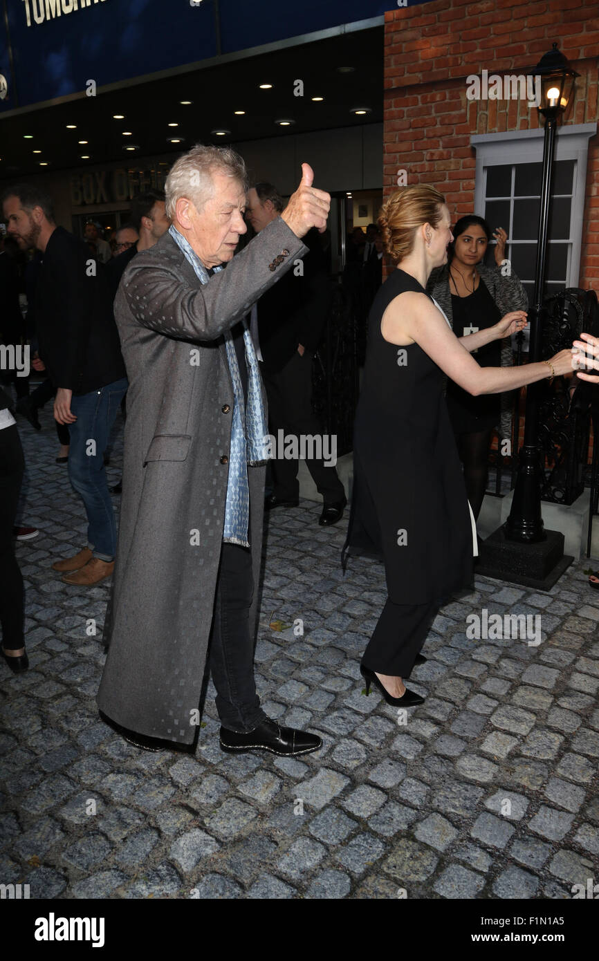 Sir ian mckellen attend hi-res stock photography and images - Alamy