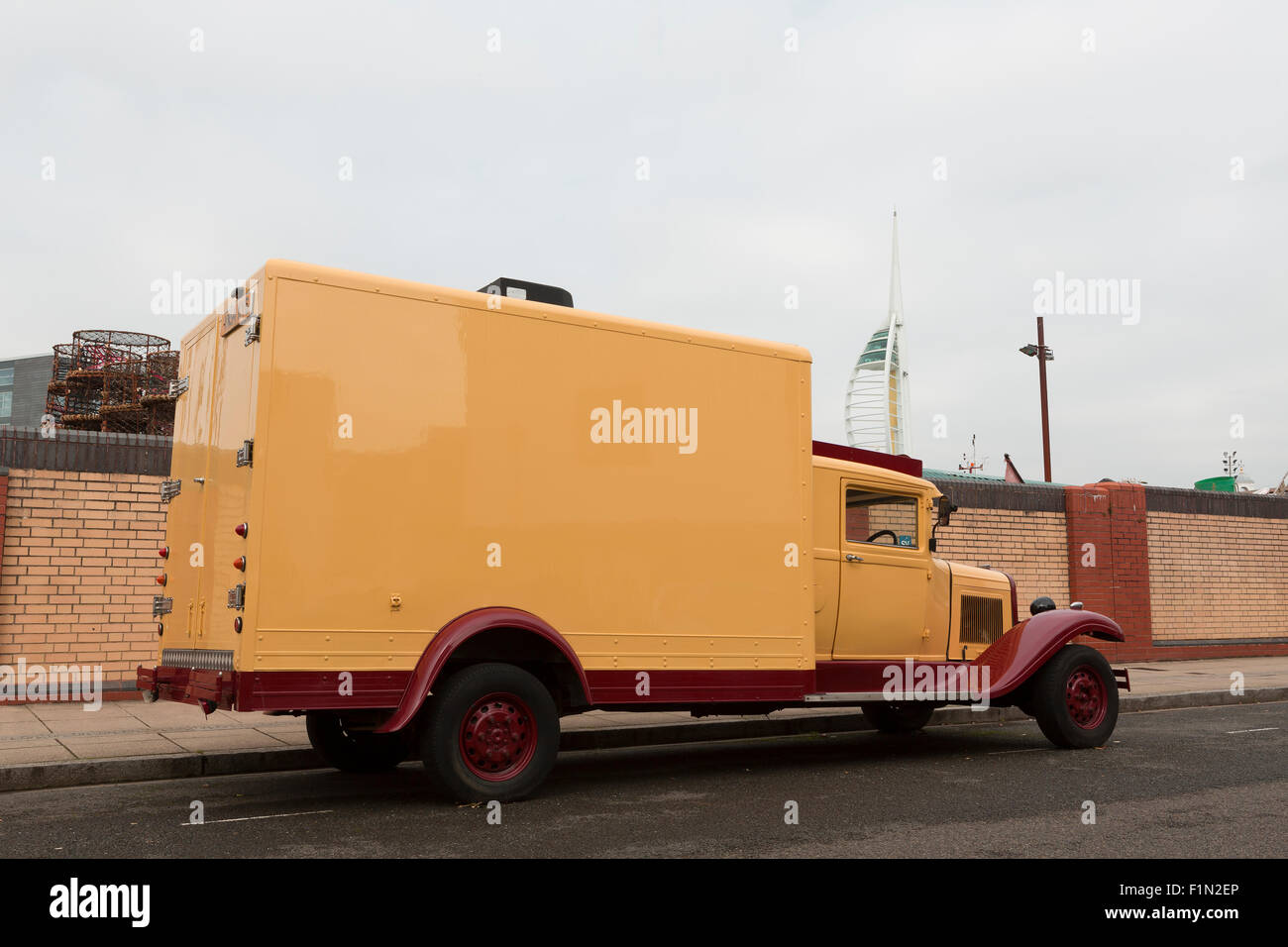 Classic yellow delivery vehicle hi-res stock photography and images - Alamy