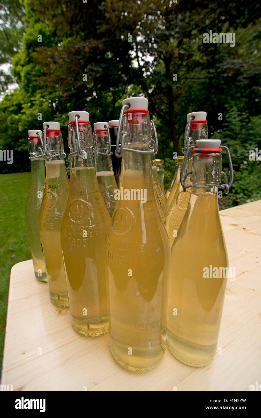 Flower syrup hi-res stock photography and images - Alamy