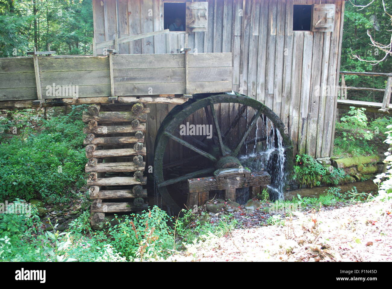 Vintage stone mill hi-res stock photography and images - Alamy