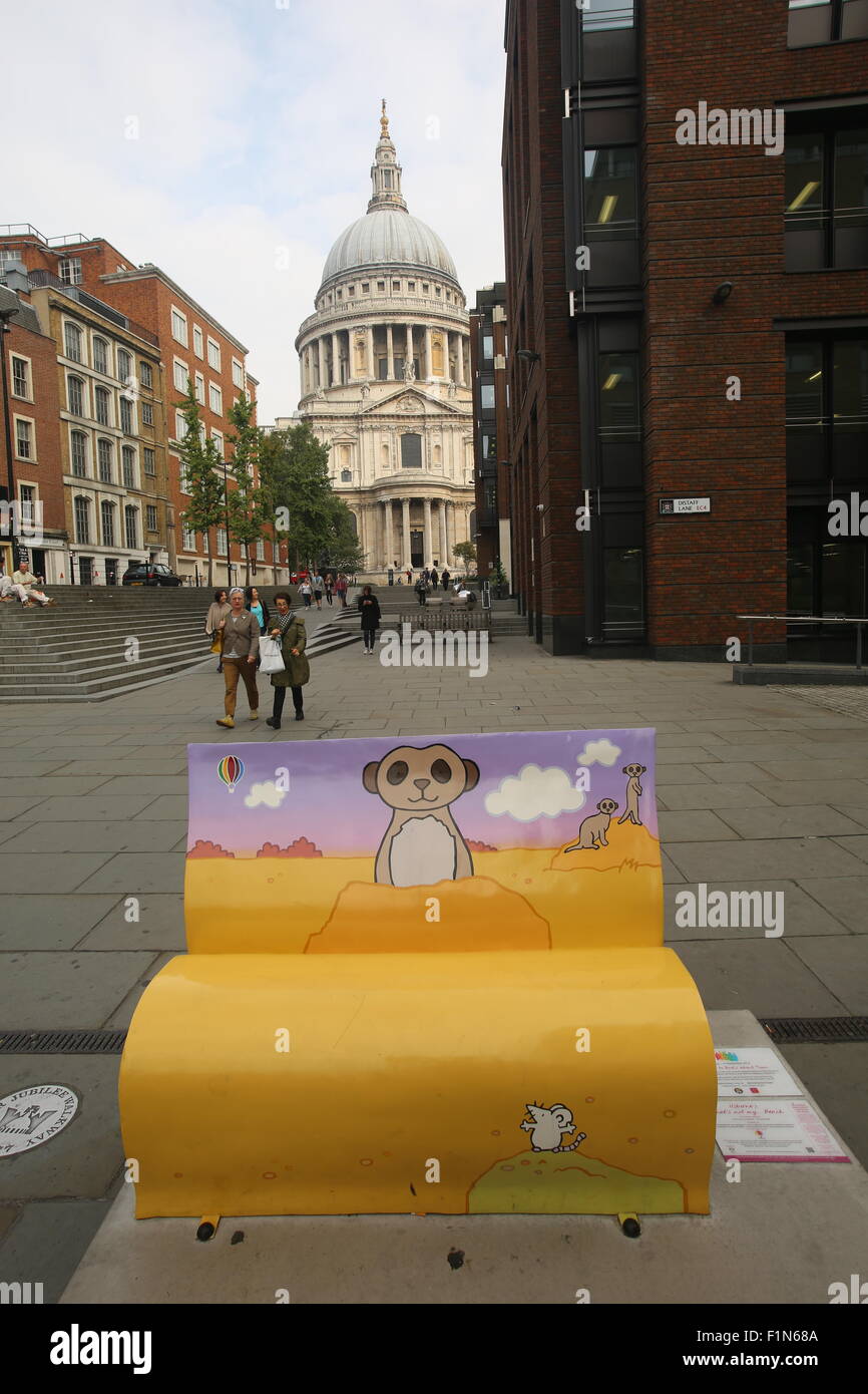 London Book Benches Stock Photo - Alamy
