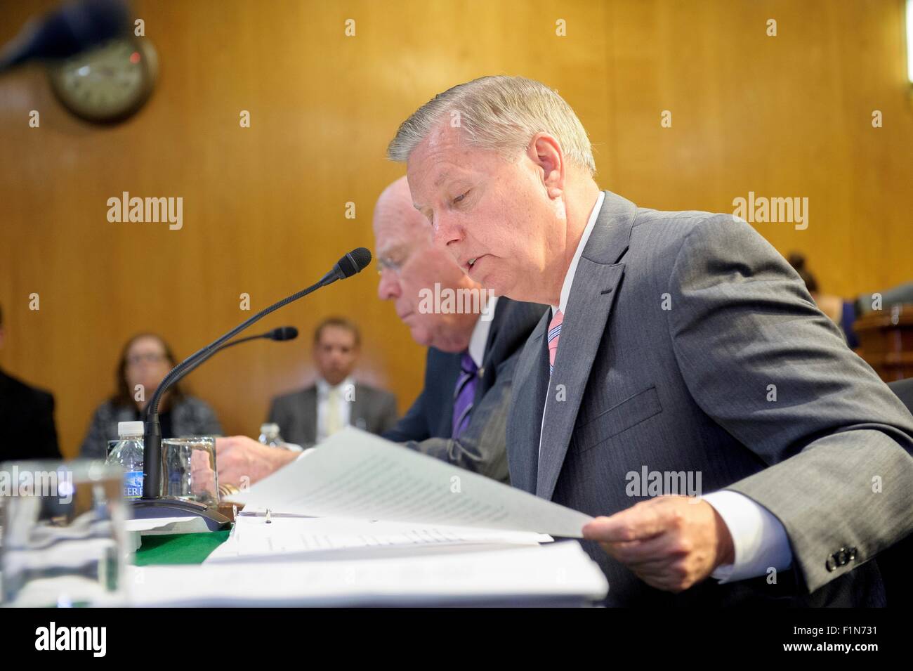 Senator lindsay graham hi-res stock photography and images - Alamy
