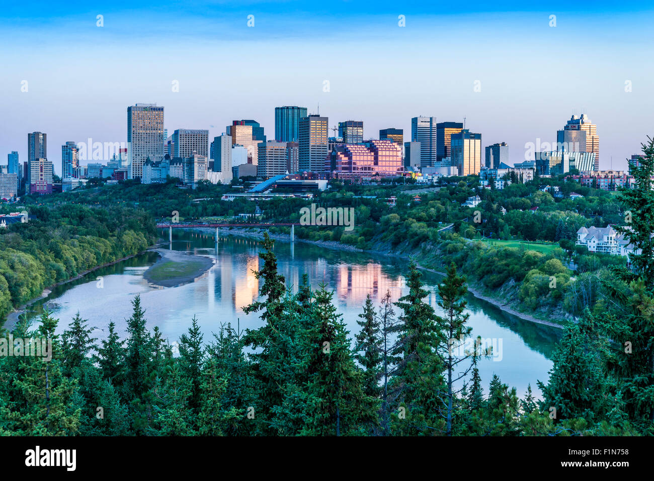 Skyline of edmonton hi-res stock photography and images - Alamy