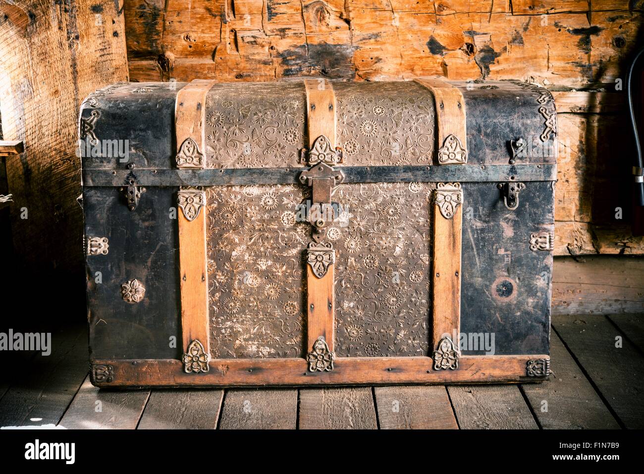 Vintage Wooden Chest. Aged Treasure Chest in the Old House Stock Photo ...