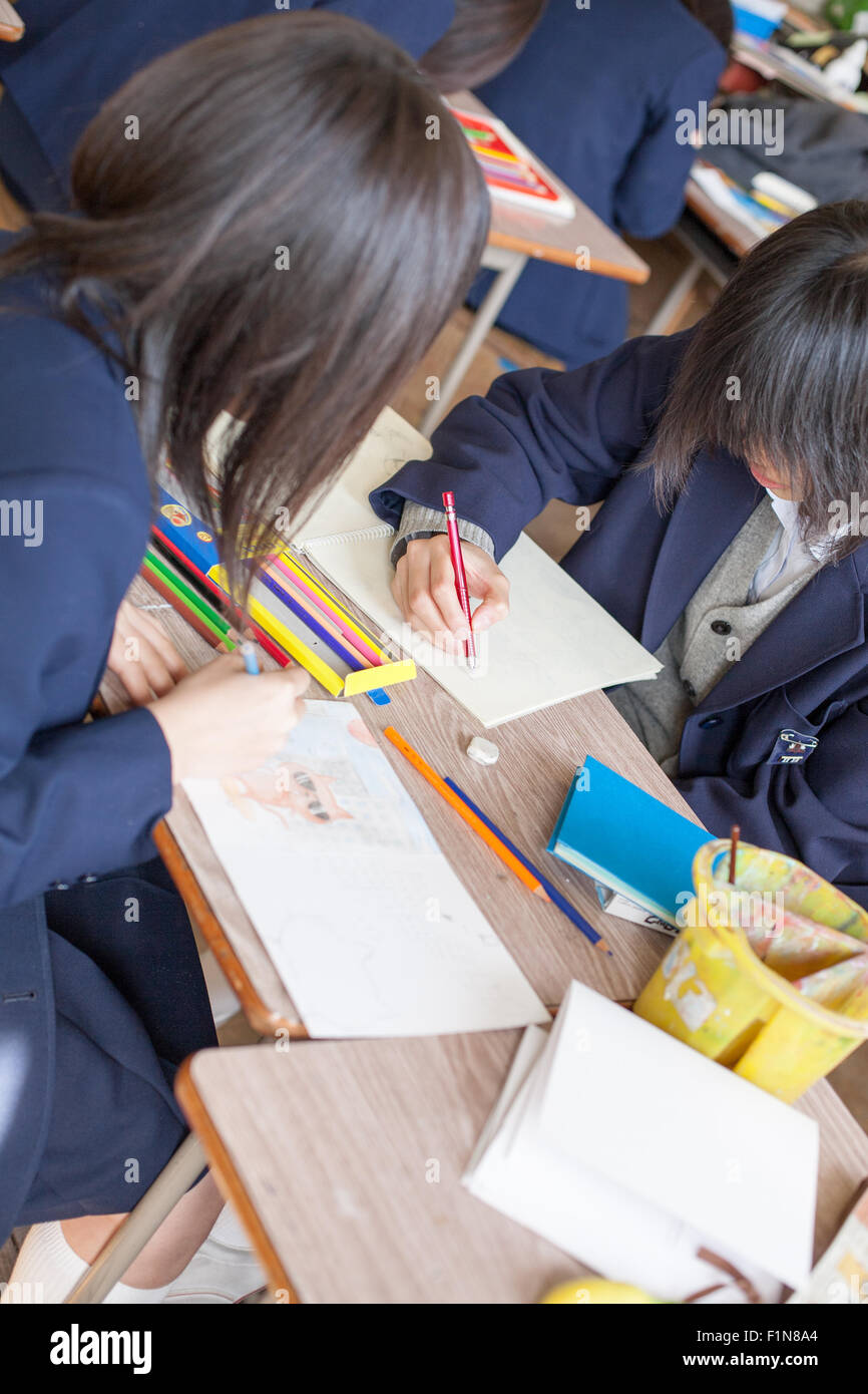 Japanese schoolgirls hi-res stock photography and images - Alamy