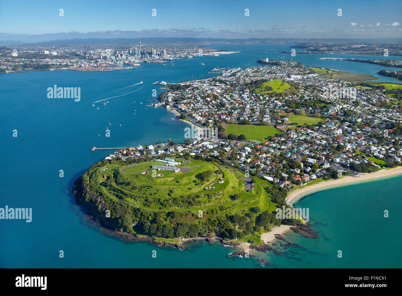 Auckland volcano hi-res stock photography and images - Alamy