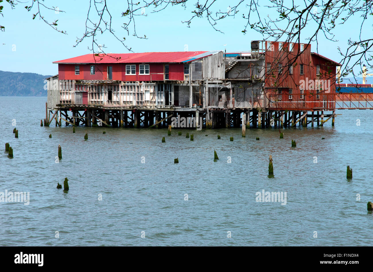 Structure water hi-res stock photography and images - Alamy