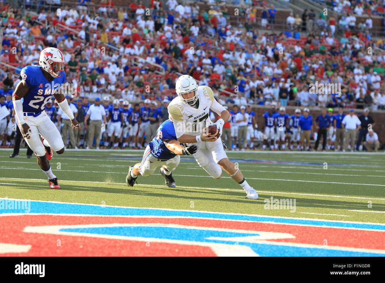 Dallas, TX, USA. 4th Sep, 2015. quarterback Seth Russell (17) of the ...