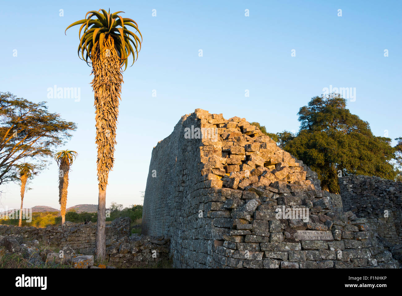 Great zimbabwe empire hi-res stock photography and images - Alamy