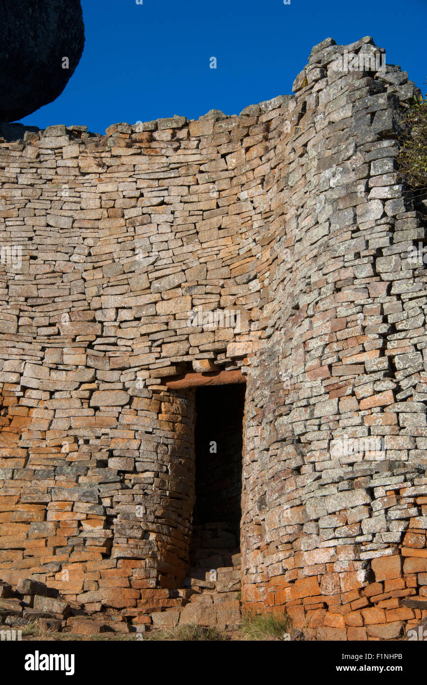 Hill complex zimbabwe hi-res stock photography and images - Alamy