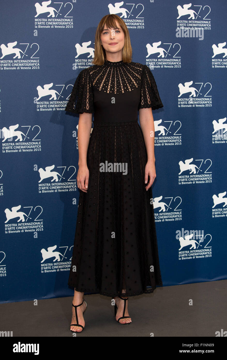 Us actress dakota johnson hi-res stock photography and images - Alamy