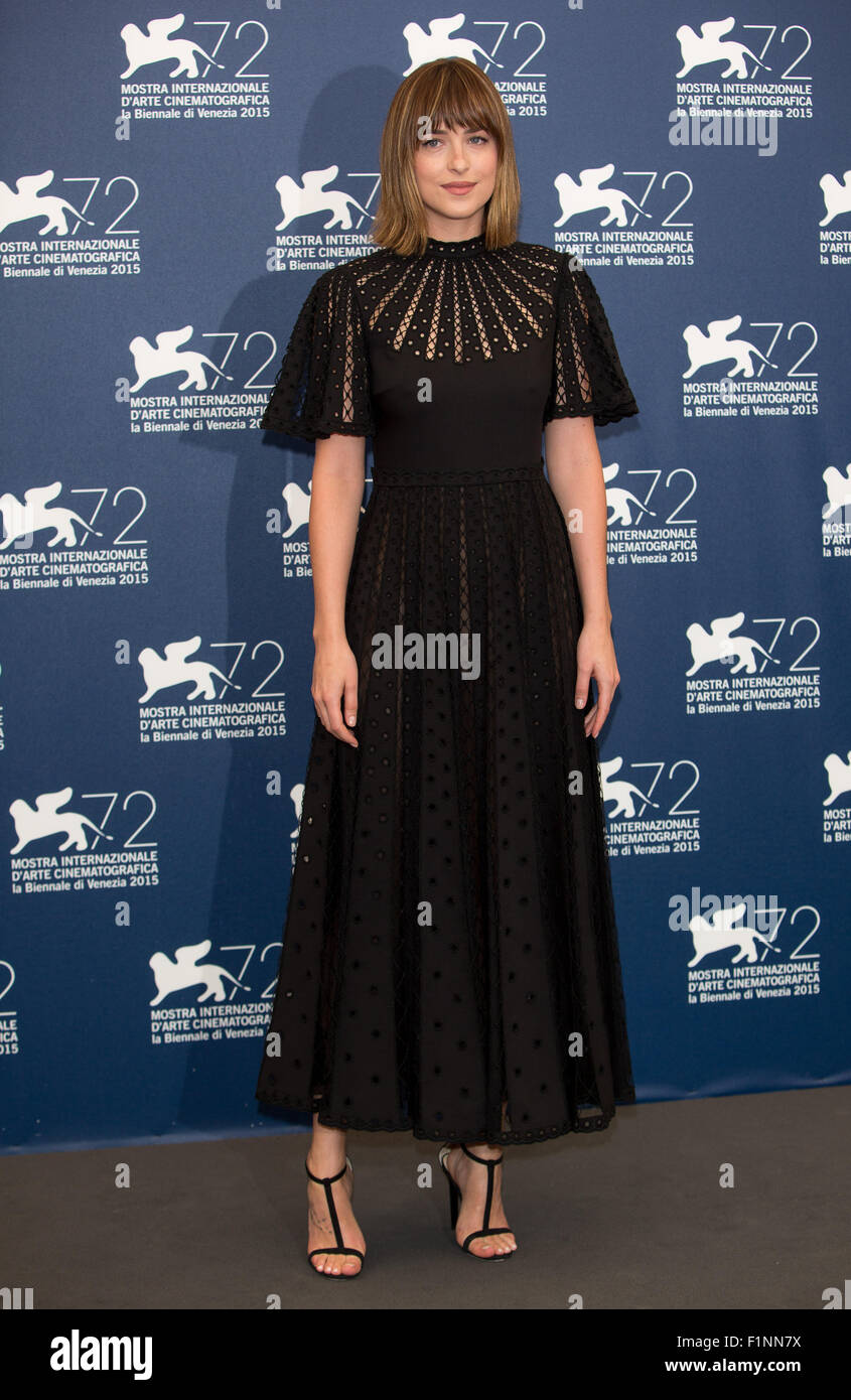Us actress dakota johnson hi-res stock photography and images - Alamy