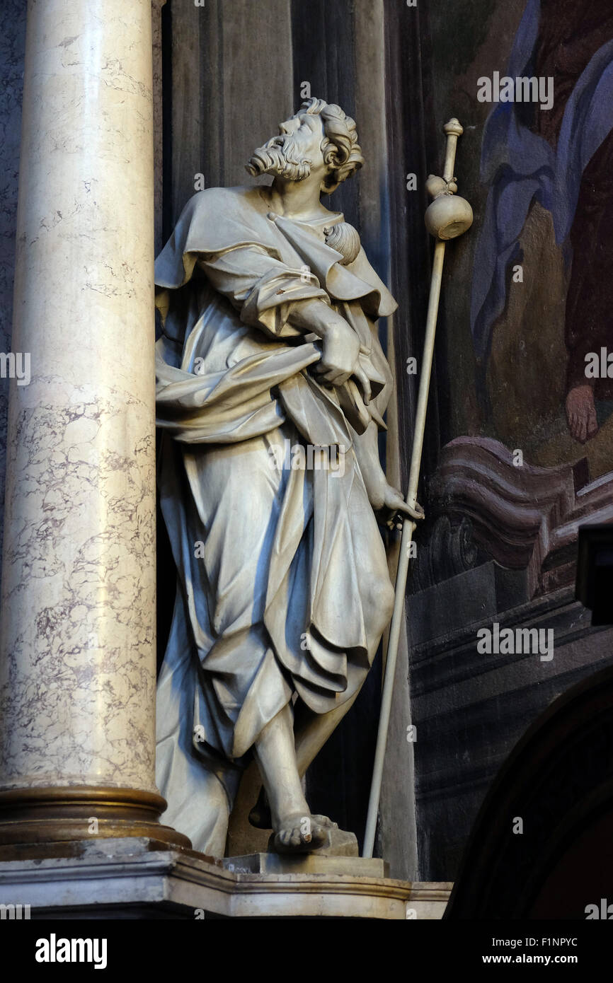 Saint roch statue hi-res stock photography and images - Alamy