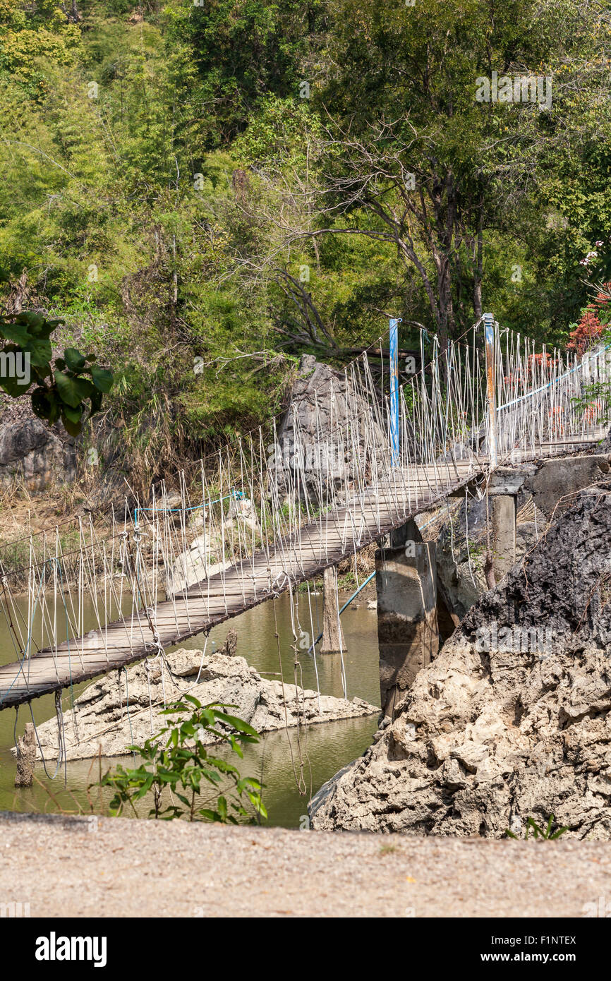 Bridge between rocks hi-res stock photography and images - Alamy