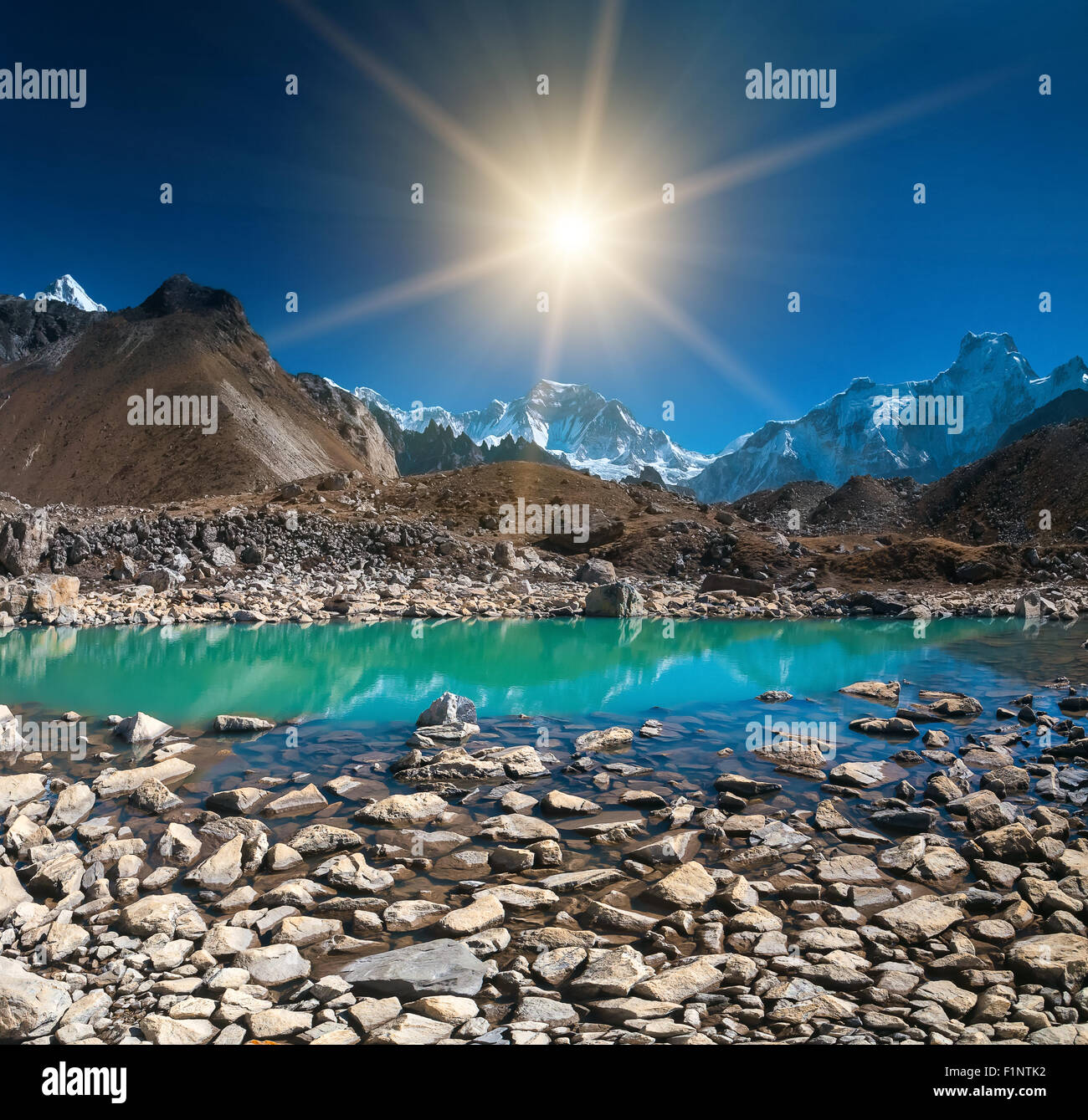 Climbing mount everest highest mountain hi-res stock photography and ...