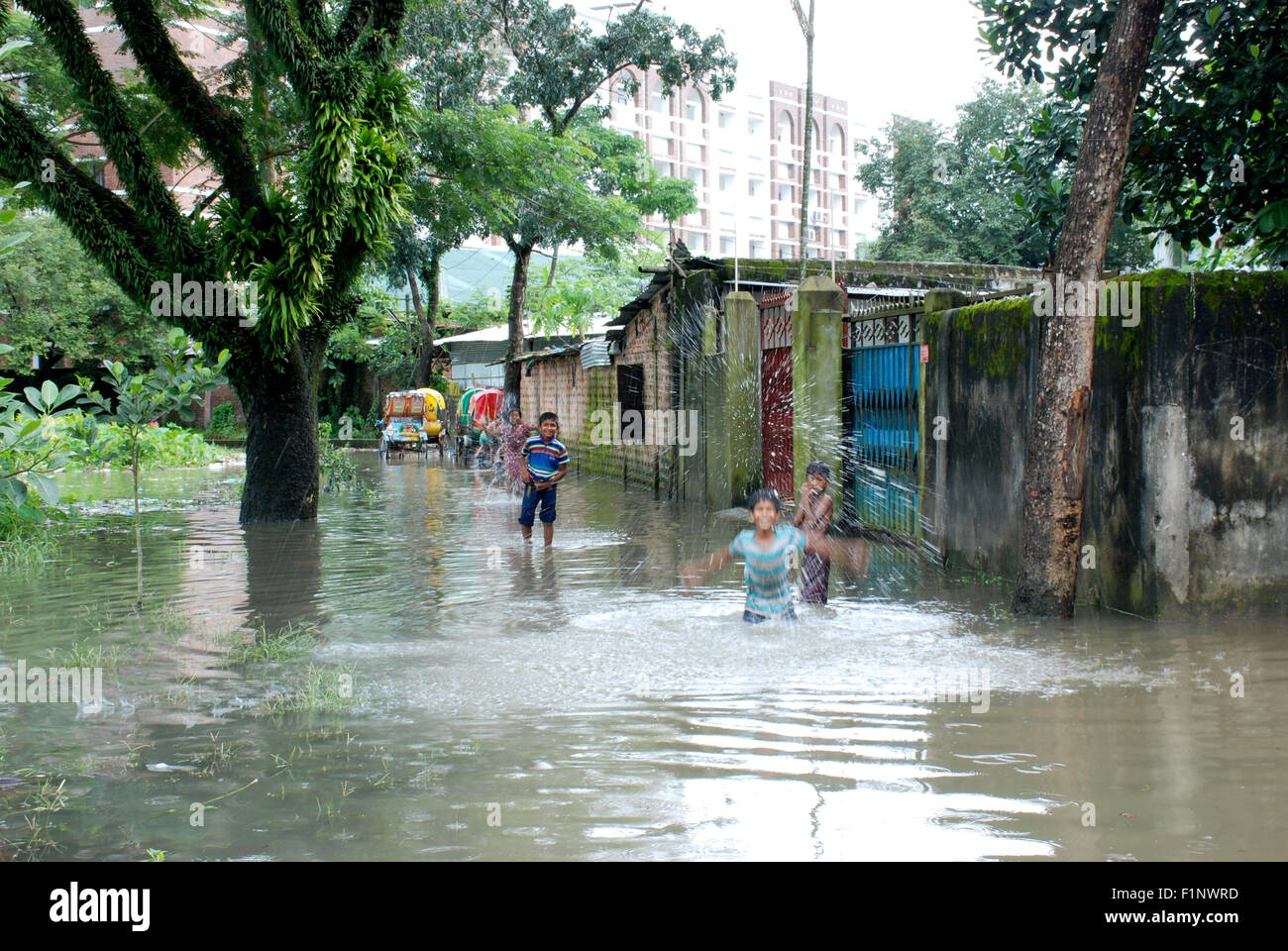 The flood-affected people suffering their everyday life flood water in ...