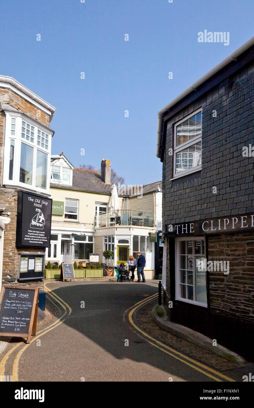 Mill Square in Padstow, Cornwall, England, UK Stock Photo - Alamy