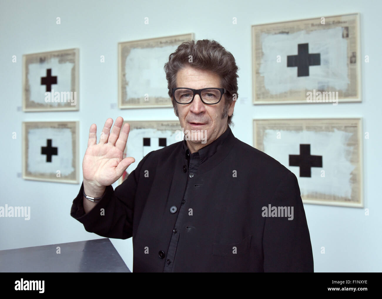 Robert longo hi-res stock photography and images - Alamy