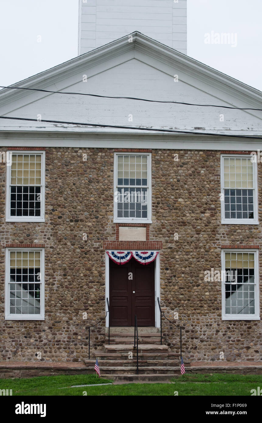 Quaker church hi-res stock photography and images - Alamy