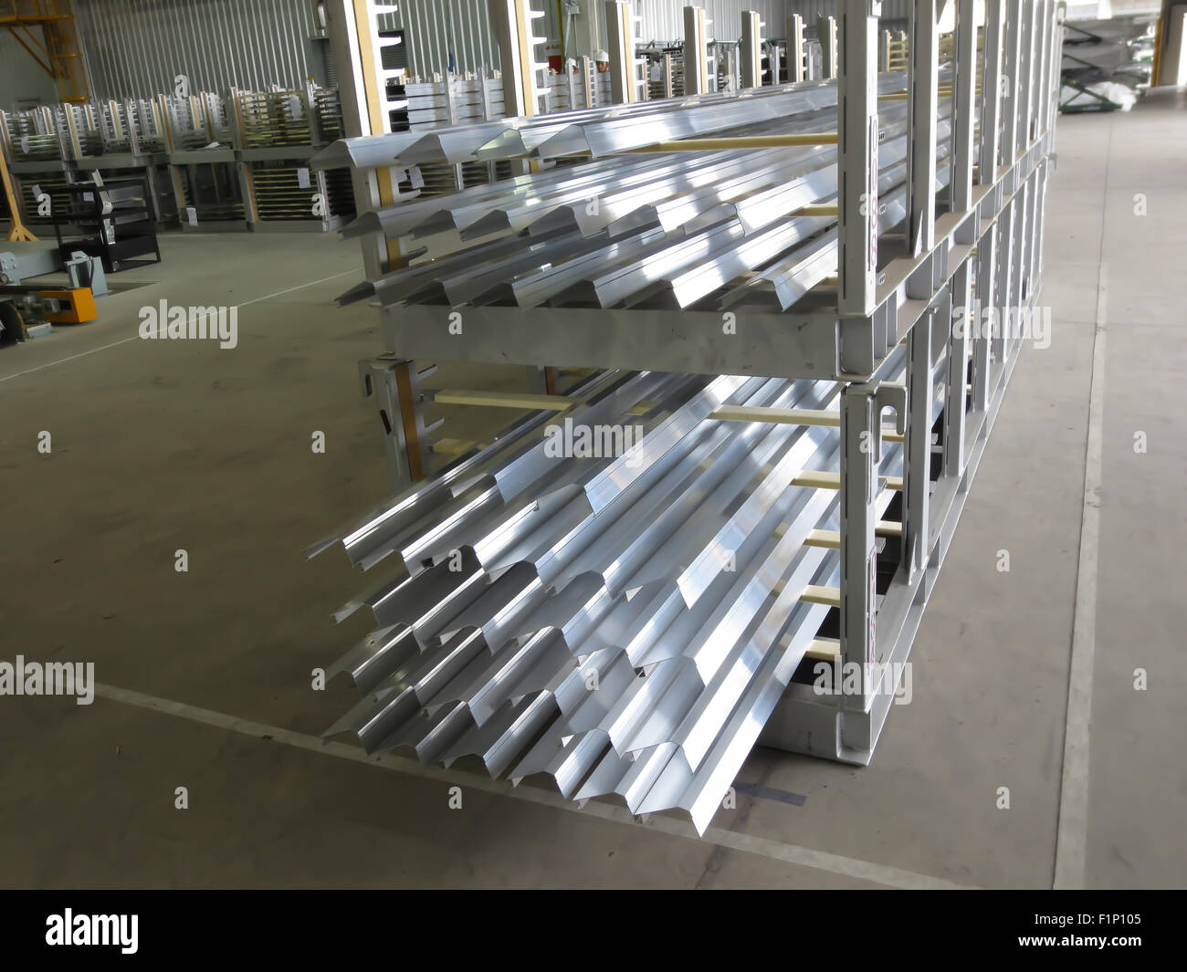 Aluminum rack hi-res stock photography and images - Alamy
