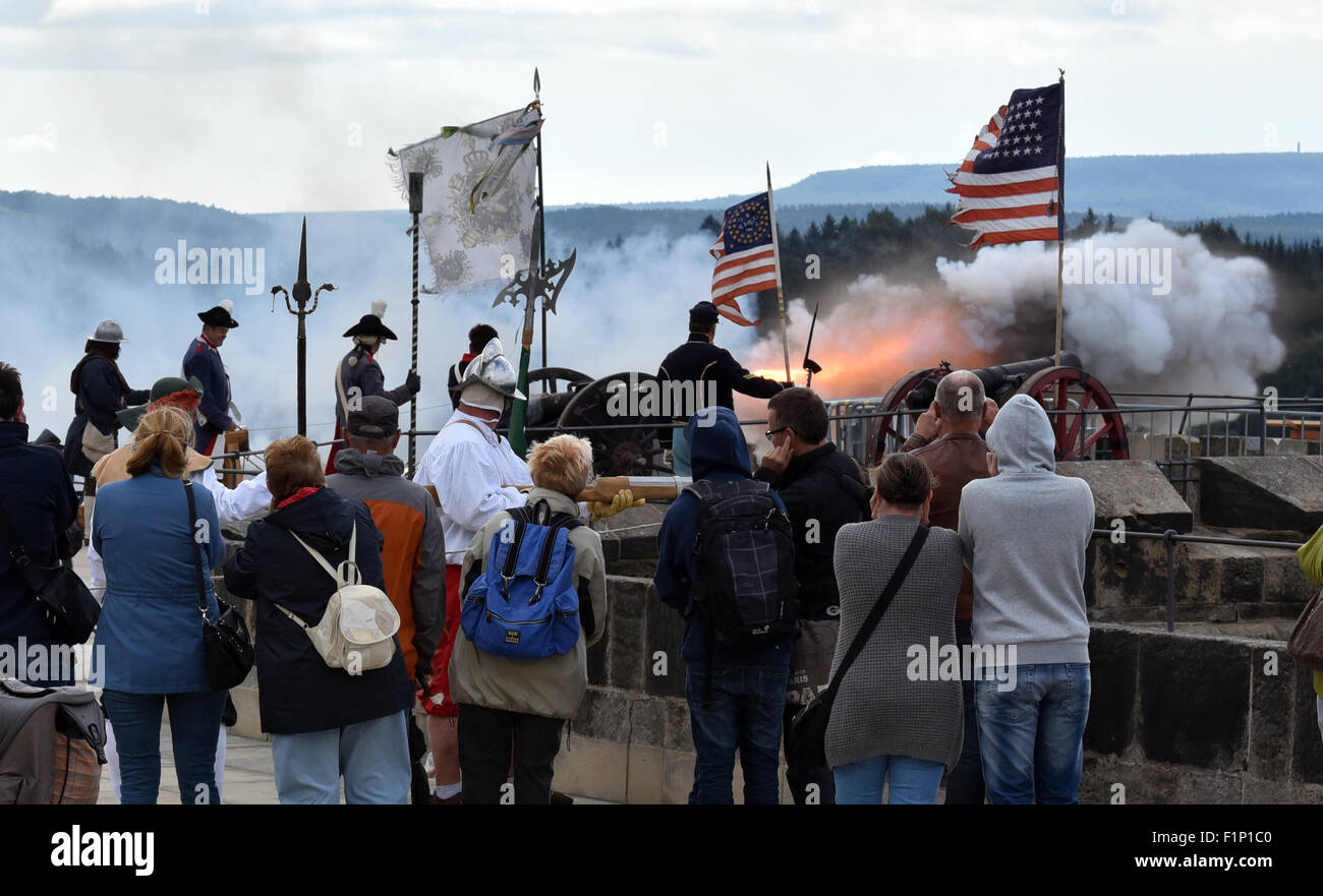 Gunners flag hi-res stock photography and images - Alamy