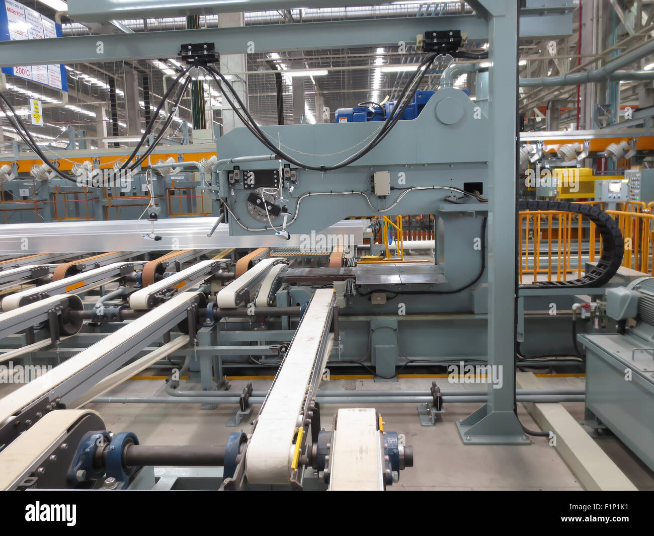 stretch machine in factory Stock Photo - Alamy