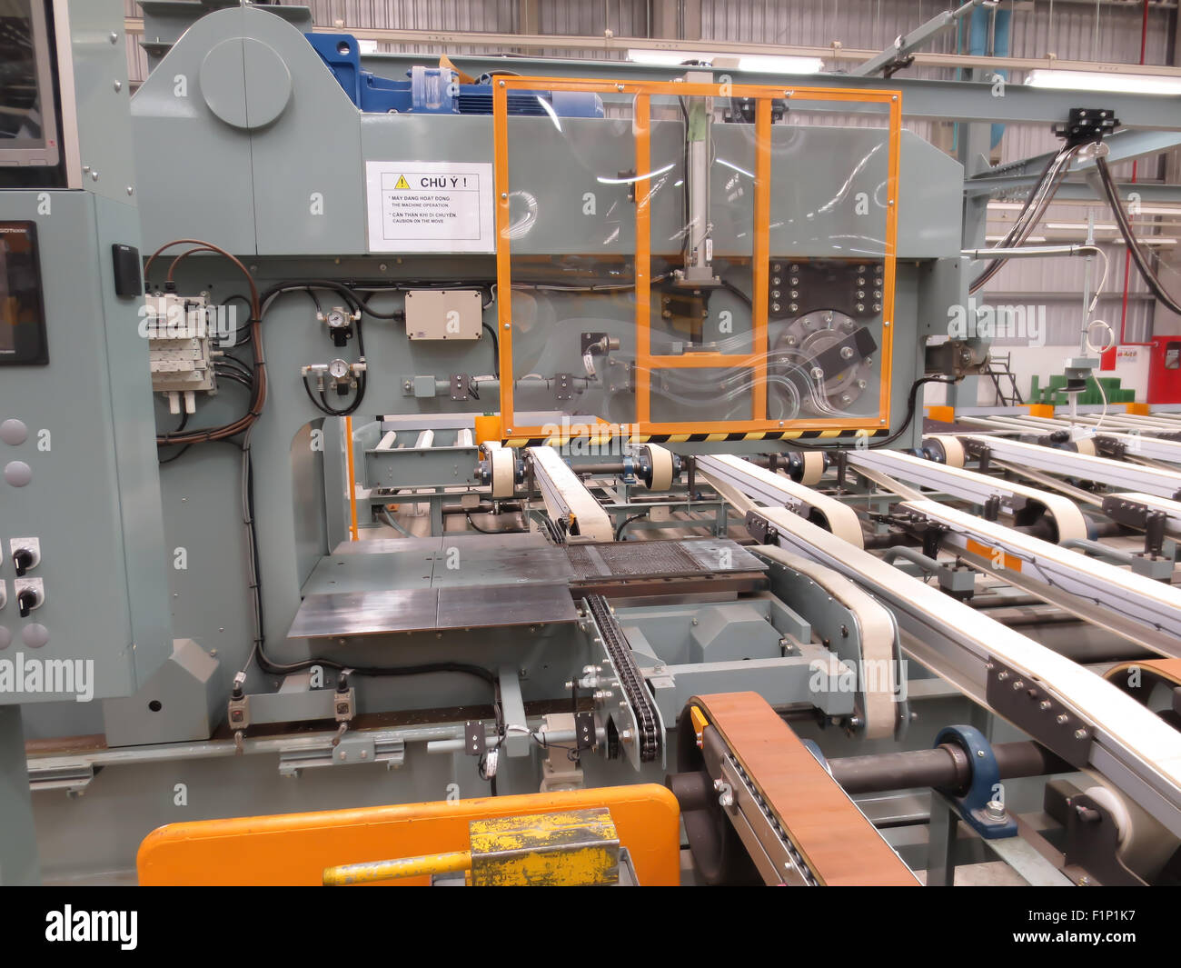 Stretch fabric hi-res stock photography and images - Alamy