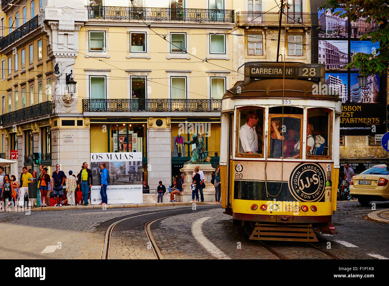 Tram 28 tramway lisboa tram hi-res stock photography and images - Alamy