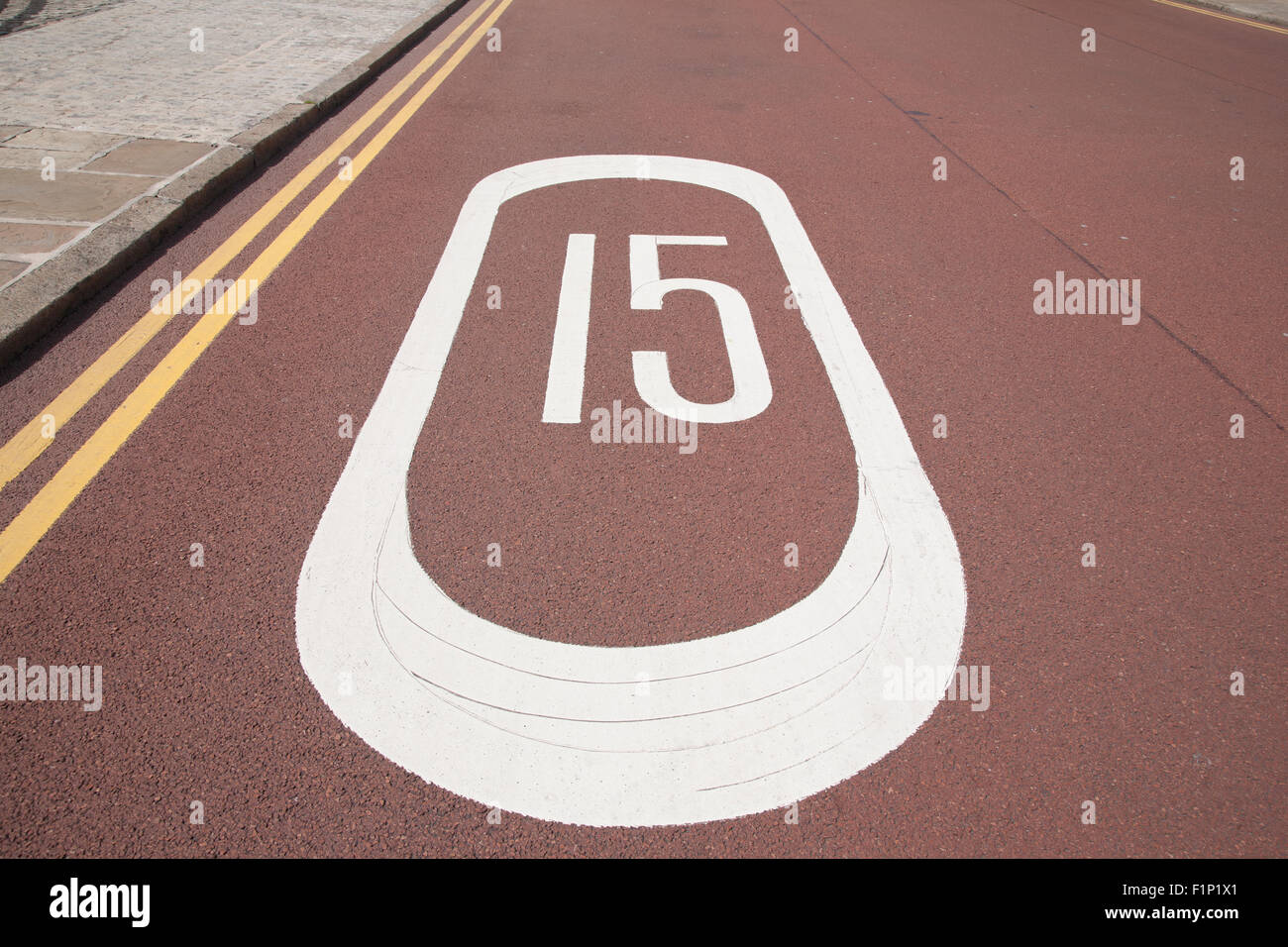 Traffic speed sign mph kph hi-res stock photography and images - Alamy