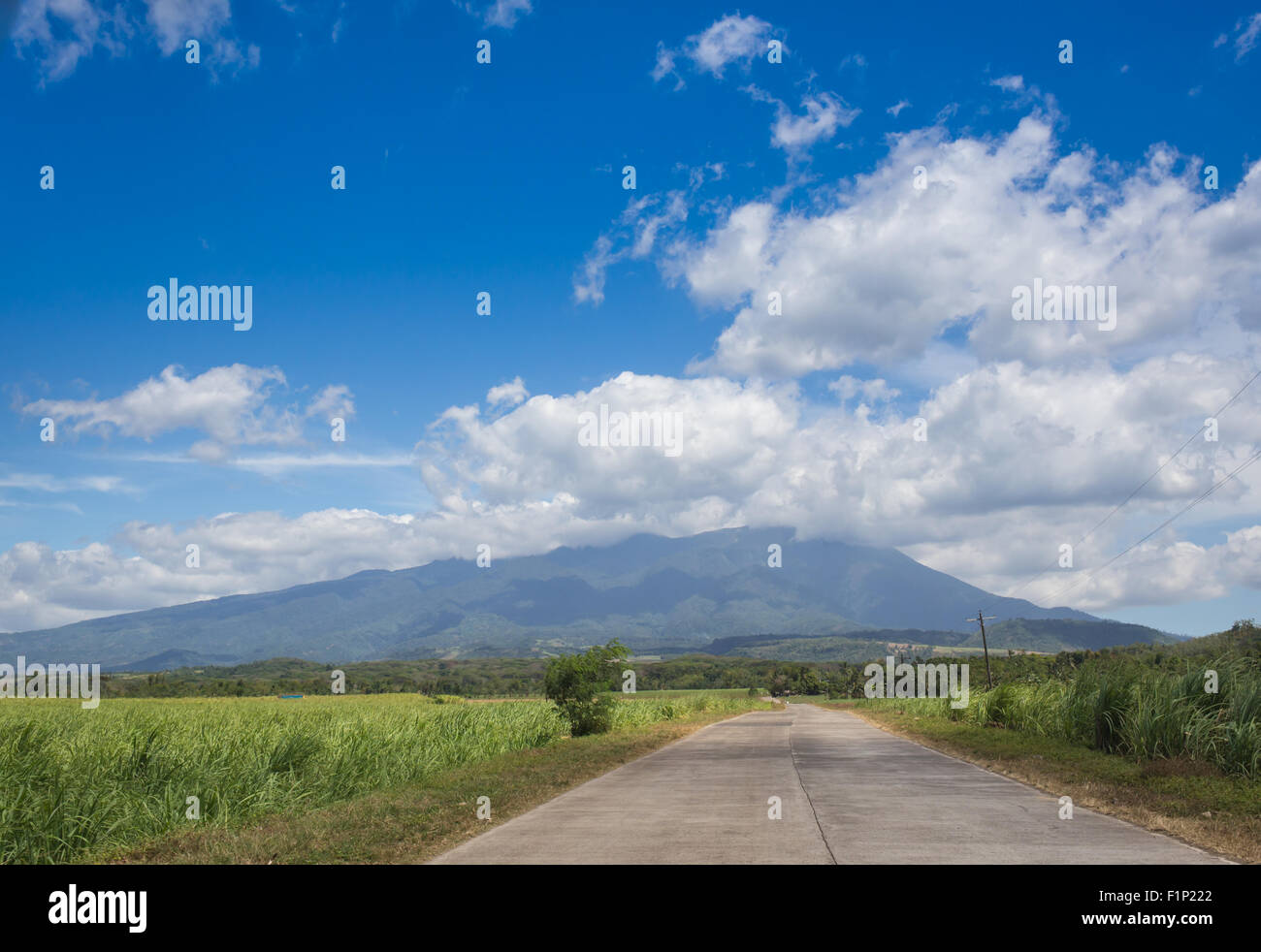 The Classic Cone Shape of Arenal Volcano in Costa Rica Stock Photo - Alamy