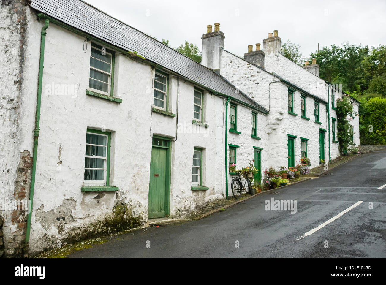 Old whitewashed cottage northern ireland hi-res stock photography and ...