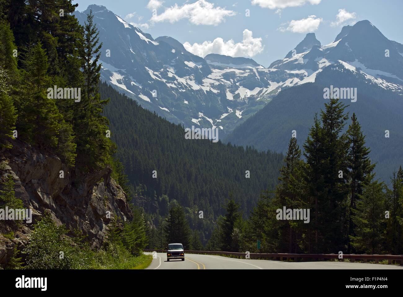 Northern Cascades Mountains Road. Scenic Washington Cascades Mountains ...